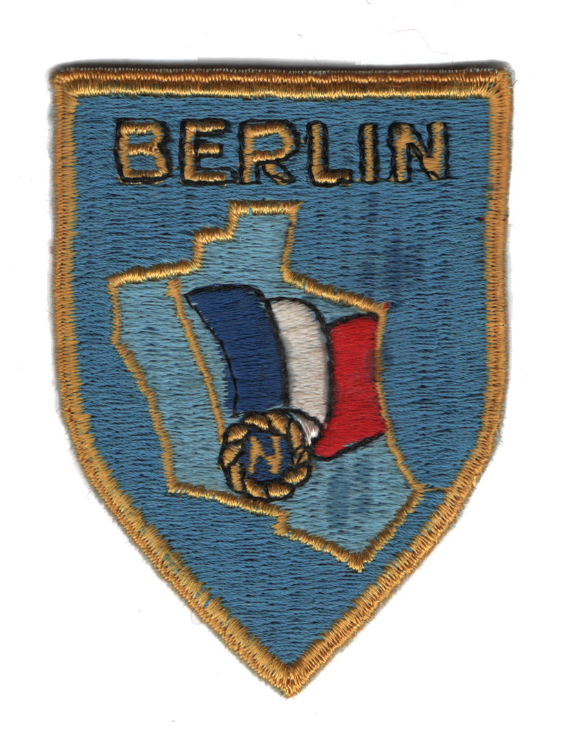 Insigne Forces Françaises à Berlin Zone nord – Aux Bons Enfants
