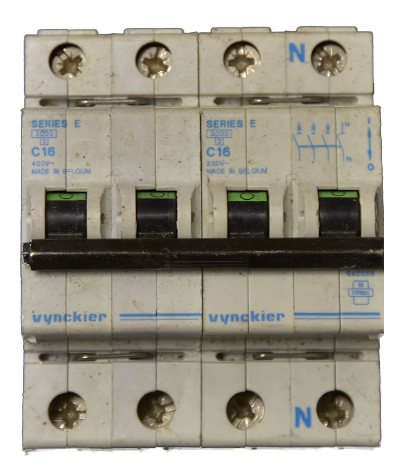 Disjoncteur - Vynckier - Series E - C16 - 640058 – Aux Bons Enfants