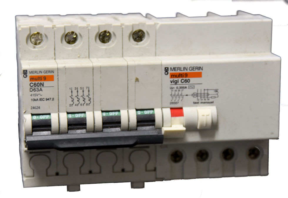 Disjoncteur différentiel - Merlin Gerin - C60N - D63A 24624+26567 – Aux ...